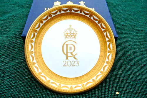 Boxed Halcyon Days Commemorative Bone China Dish For The King's ...