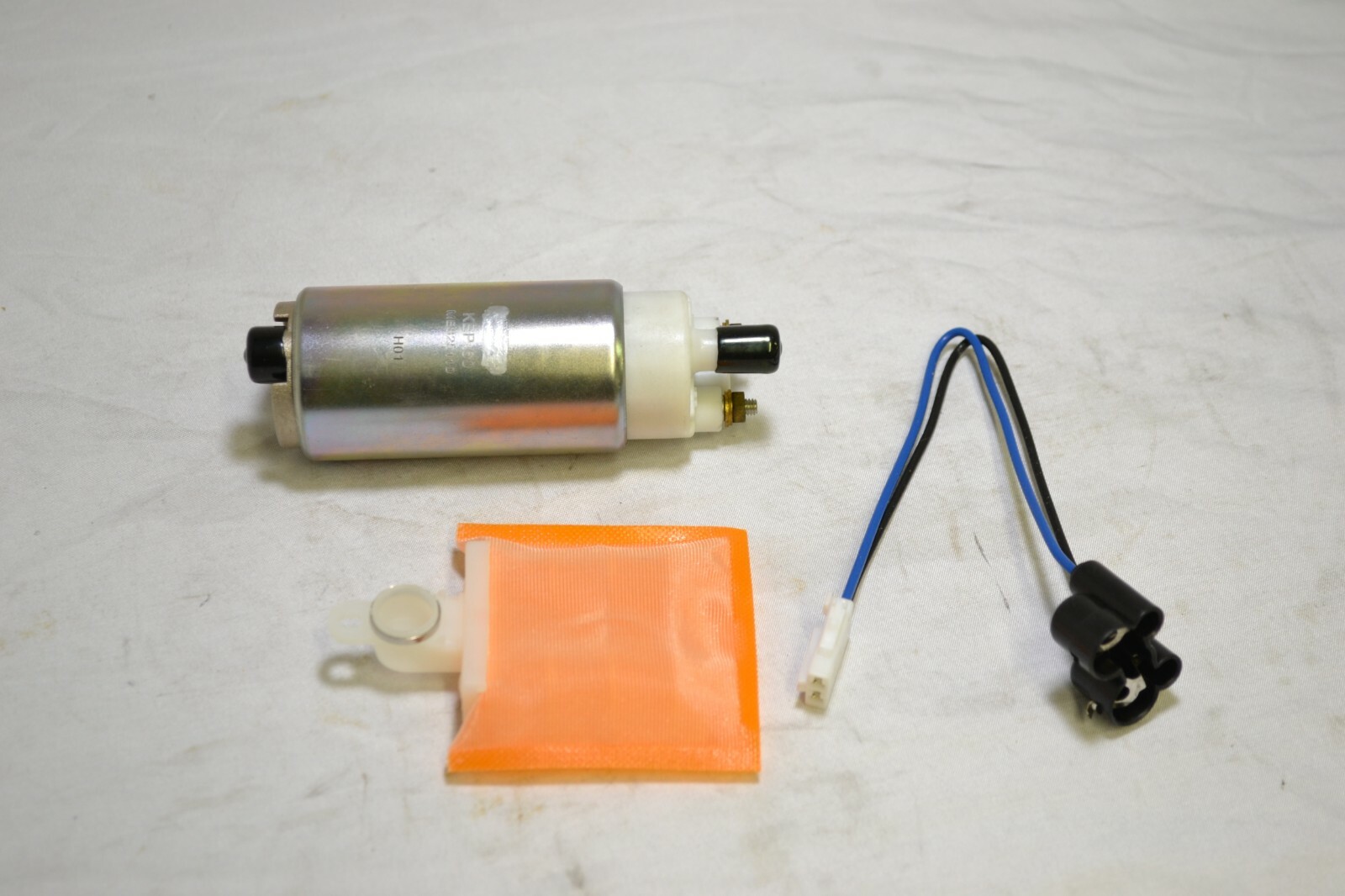 Fuel Pump For Mitsubishi, Suzuki & Daihatsu - U62T/DB52T/DA62T/DA63T ...