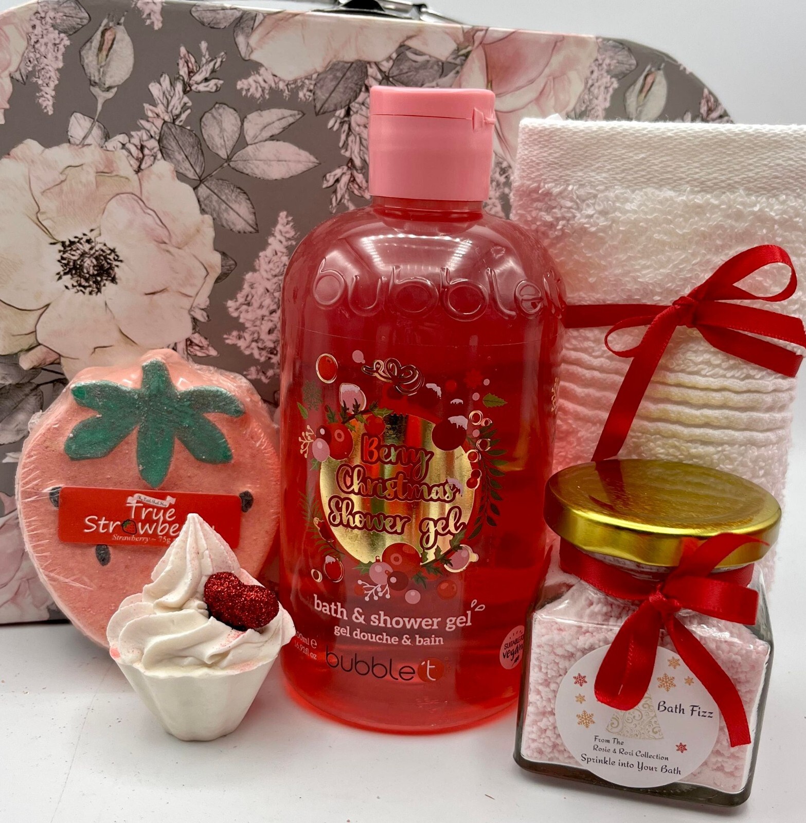 Ladies Pamper Hamper Gift BERRY CHRISTMAS Shower Bath Bombs Yankee ...
