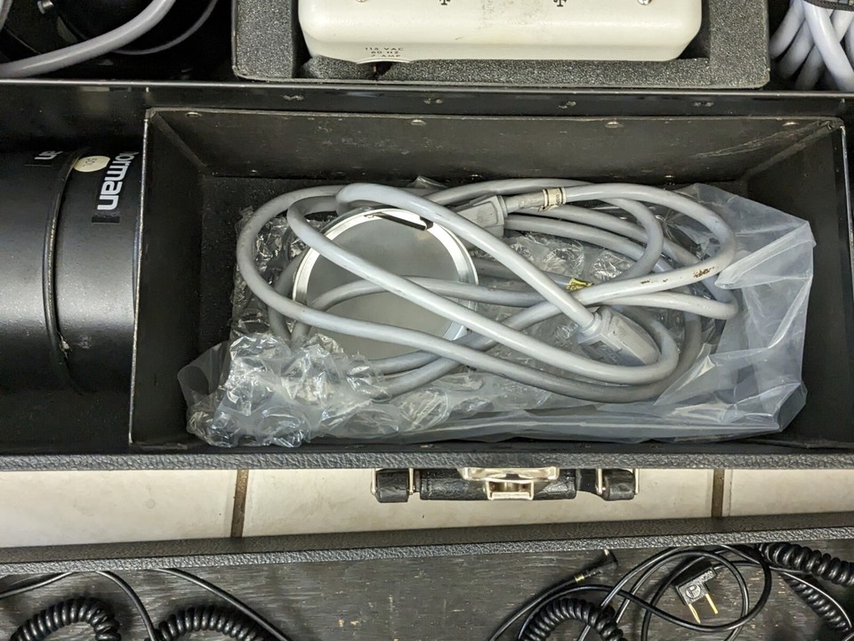 Norman P500-M Strobe 500 Portrait Pack Four LH4 Heads Reflectors Wooden ...