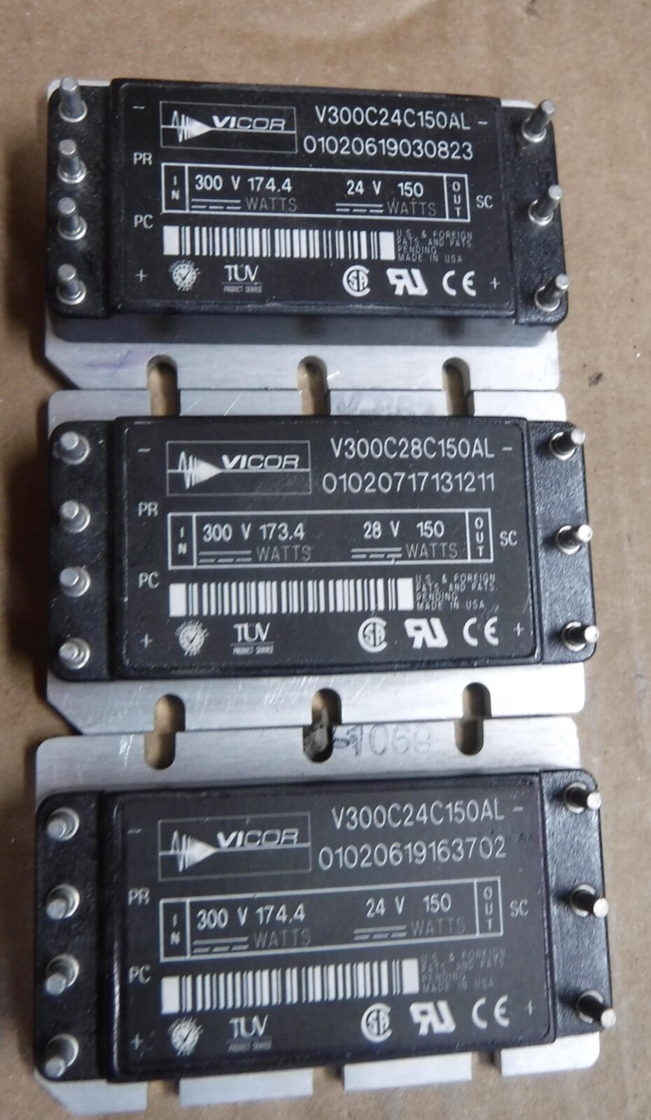 VICOR POWER SUPPLY LOT OF 2 V300C24C150AL AND 1 V300C28C150AL FREE ...