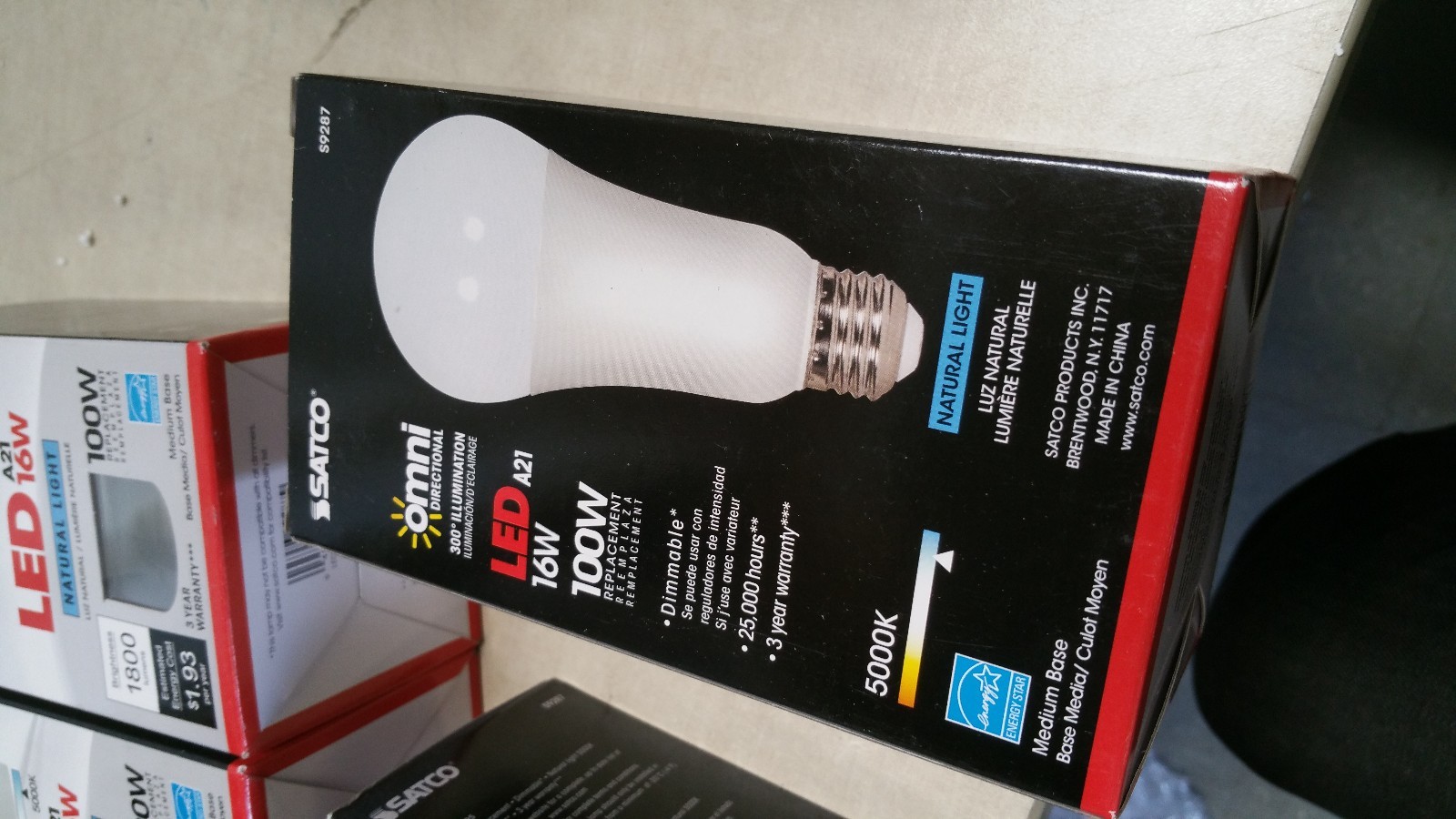 LOT OF 4 NEW Satco S9287 - 16 watt, A21 LED, Frosted 5000K, Medium base ...
