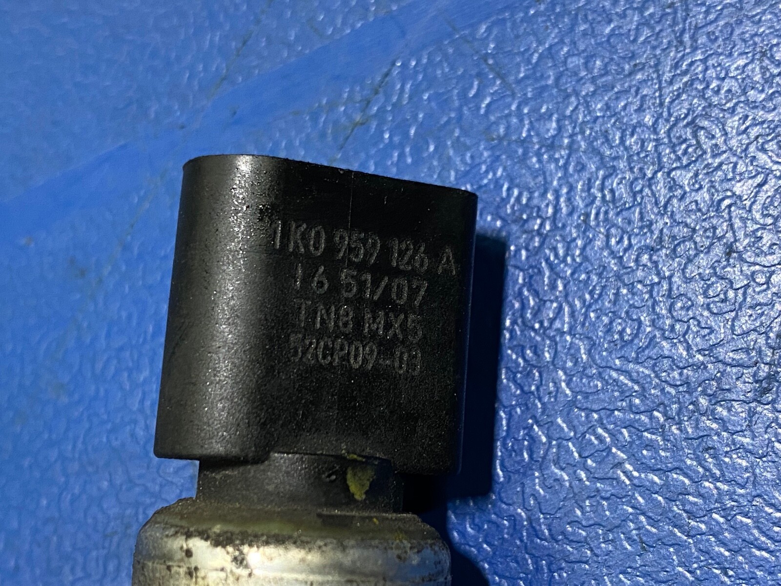 AUDI TT 8J MK2 2.0 TFSI AC AIRCON HOSE PIPE PRESSURE SENSOR 1K0959126A ...