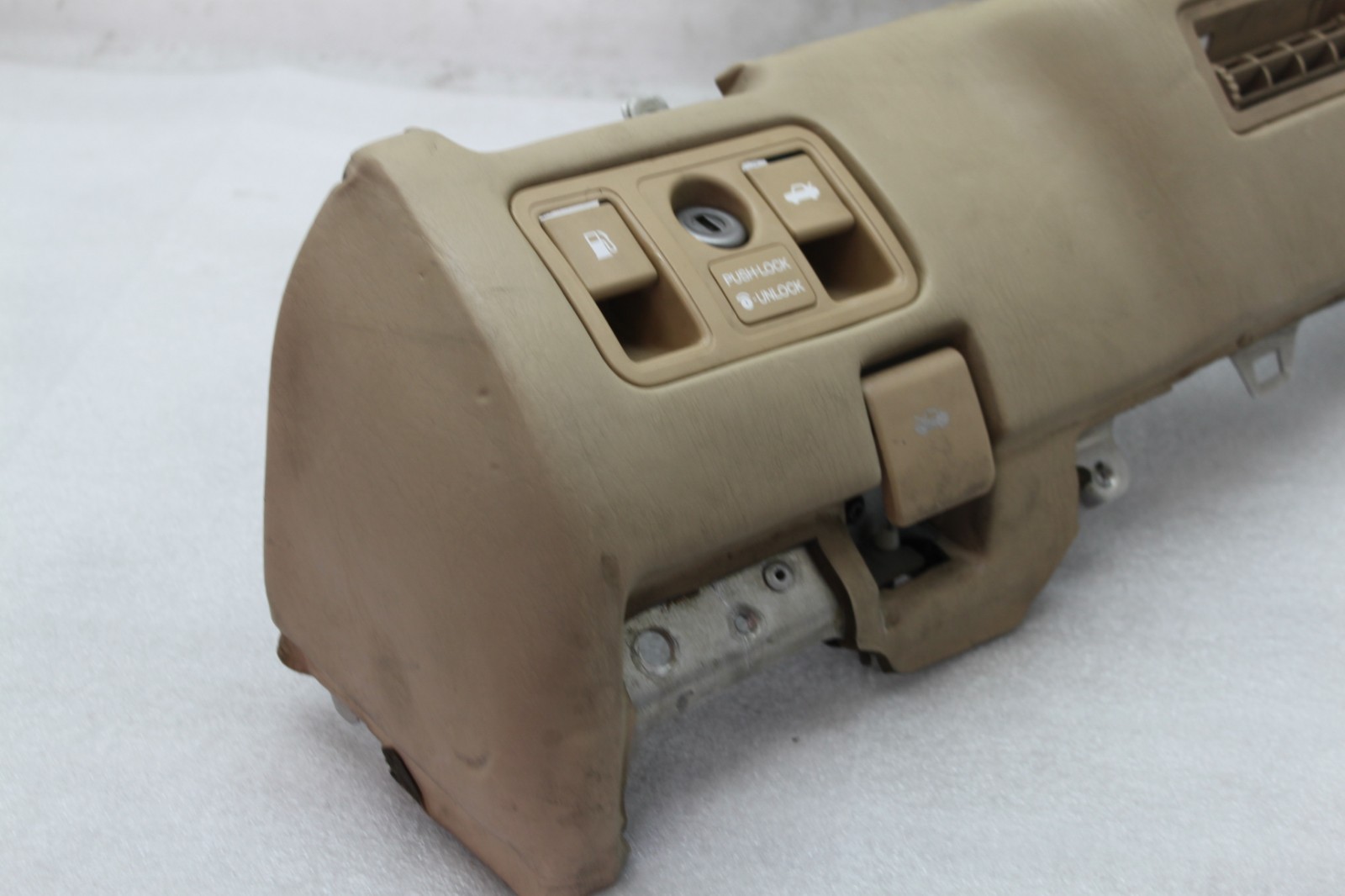 90 91 92 Lexus LS400 Tan Driver Side Under Steering Column Kick Panel Z ...