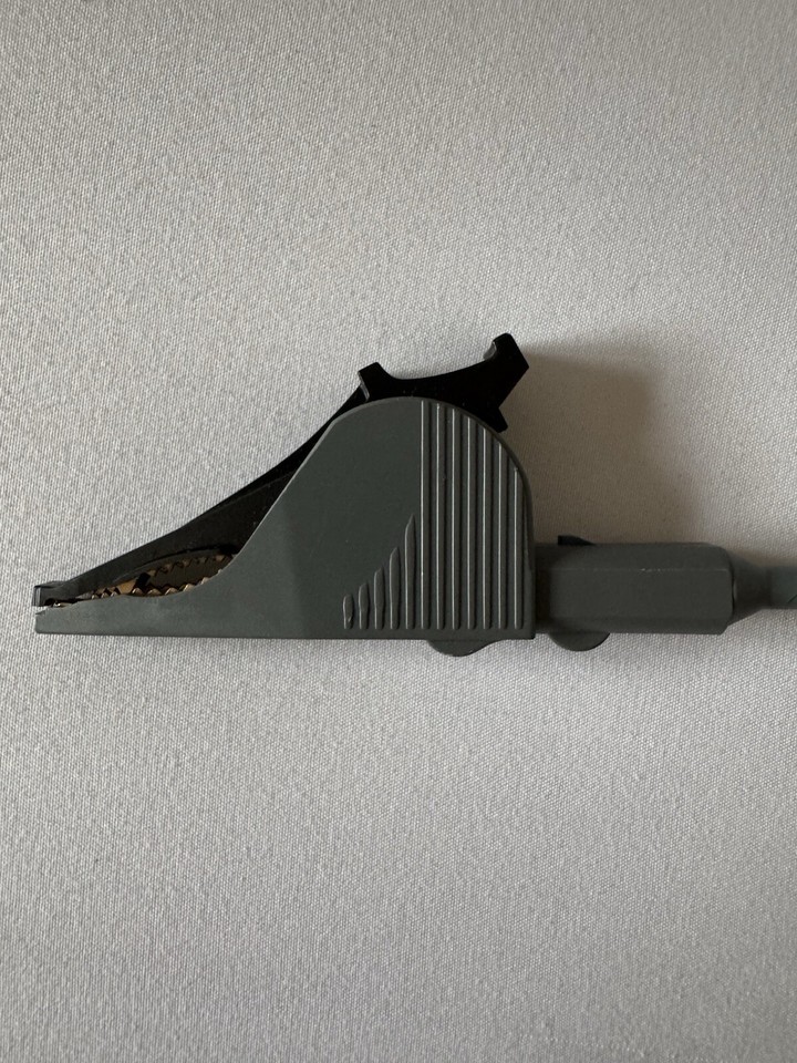 Schutzinger 1000V CAT III 32mm Crocodile Clip Safety Measuring Lead ...