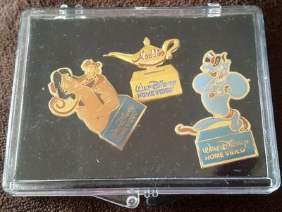 Pin Set Walt Disney's Aladdin 3 Pieces in Gift Case Magic Lamp 1993 ...