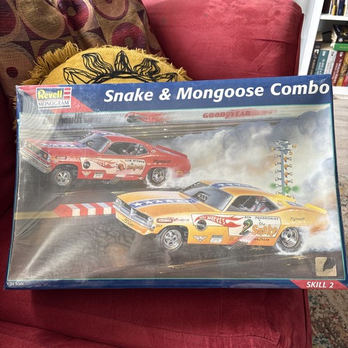 REVELL Monogram SNAKE & MONGOOSE Combo Funny Car Kit NHRA 1997 NEW 1 ...