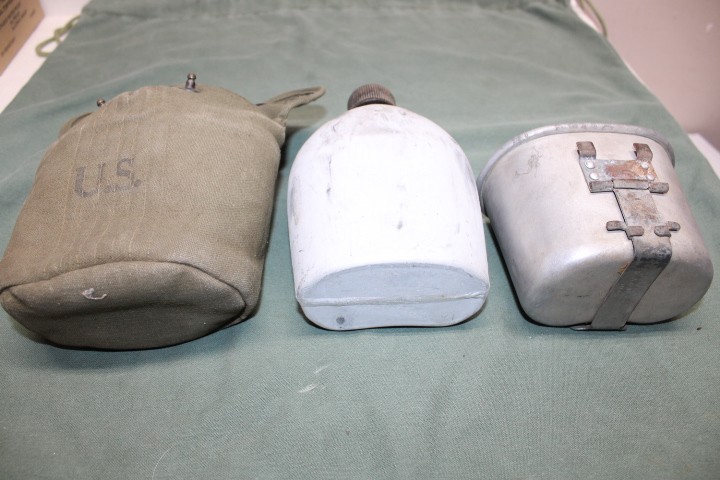 US Military WW2 Era Metal Water Canteen with Canvas Pouch and Cup Set ...