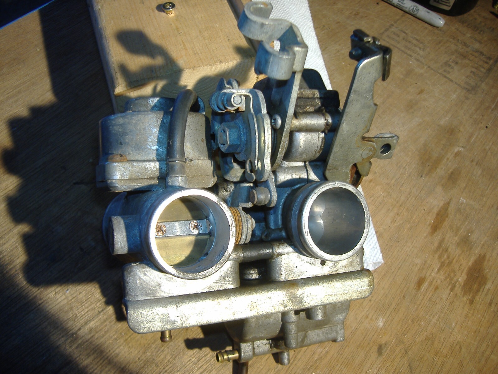 OEM Yamaha XT 550 1982 carb 5Y1-14301-04-00 Enduro nds cleaning YDIS ...
