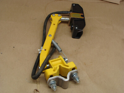 MAGNETEK UNIVERSAL COLLECTOR ASSY ARM 1814E 120-10065 | eBay