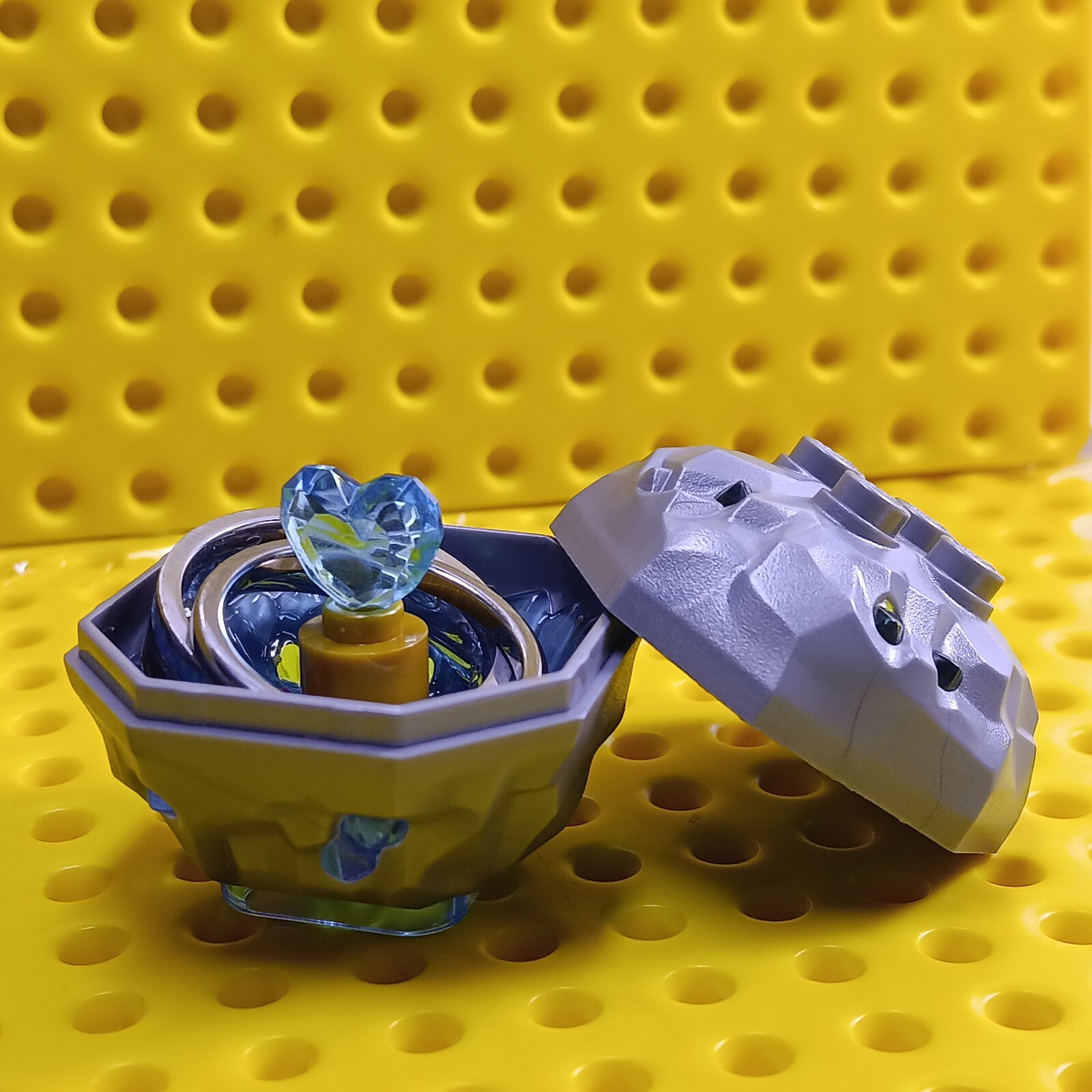 LEGO Geode Sapphire Crystal Rock RING BOX Proposal Gift Box Heart Ring ...