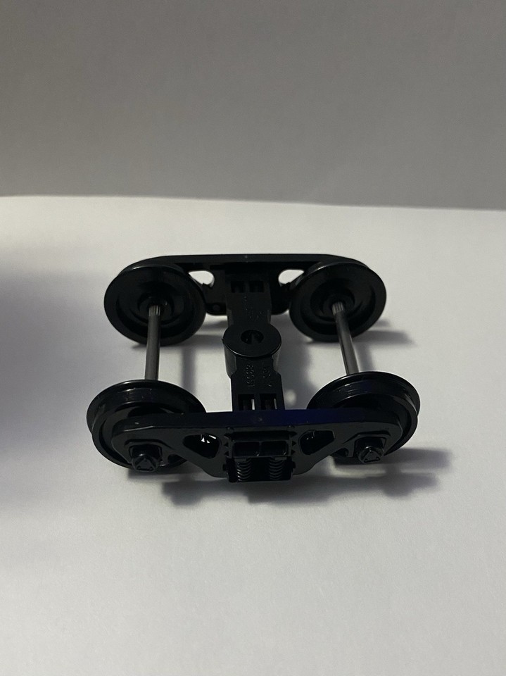Bowser O Scale 2 Rail Triple Crown RoadRailer Couplermate | eBay
