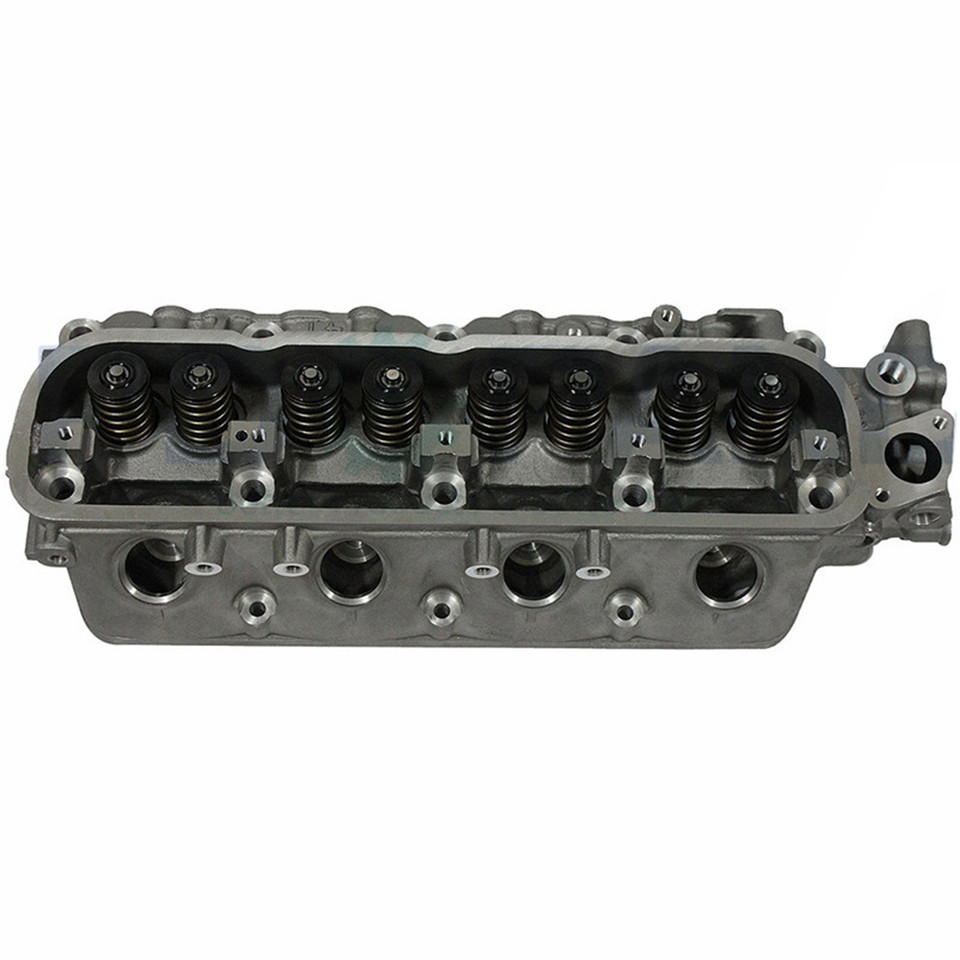 Complete Cylinder Head For Toyota 4Y Engine 5FG 6FG 7FG Forklift | eBay