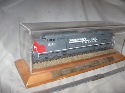 A9162 HO UNKNOWN SOUTHERN PACIFIC RR 6148 GE DASH9CW DIESEL LOCO IN ...