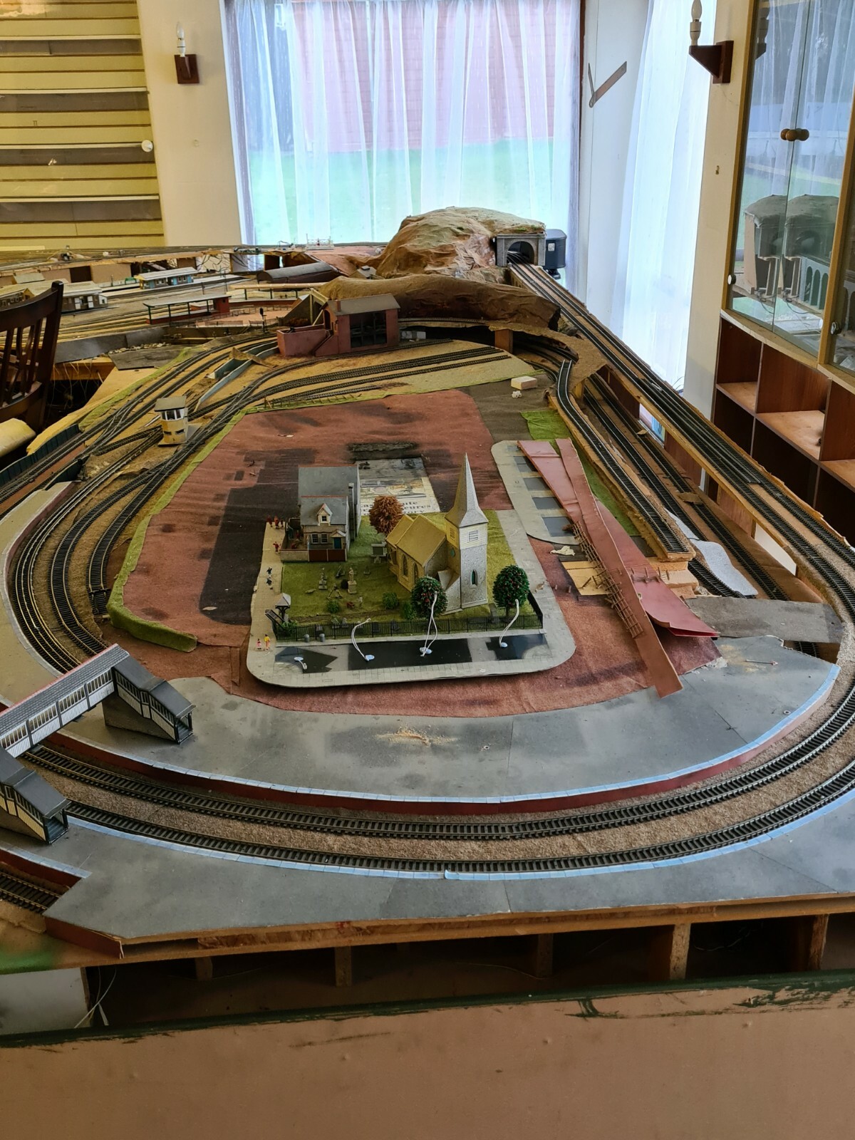 HUGE Model Railway HO OO gauge layout incl. Buildings Track Heathcote ...