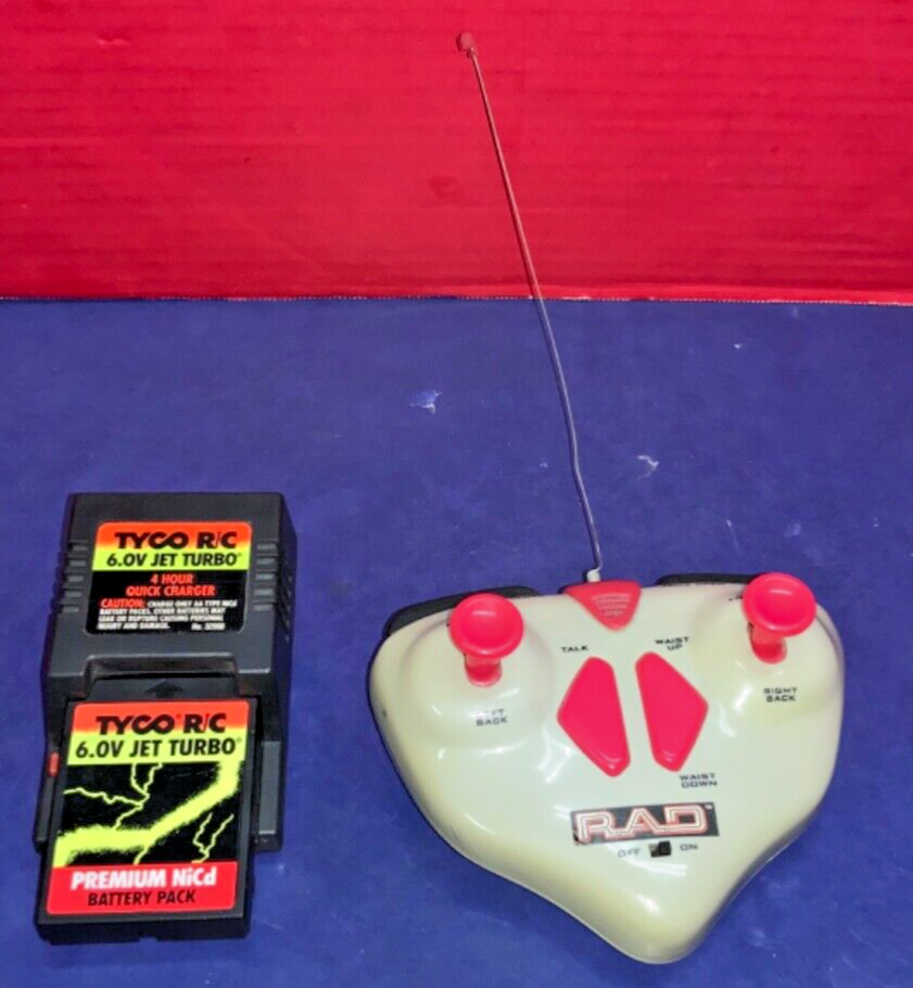 Vintage 1998 Toymax RAD R/C Robot w/ Controller & Battery Pack ...