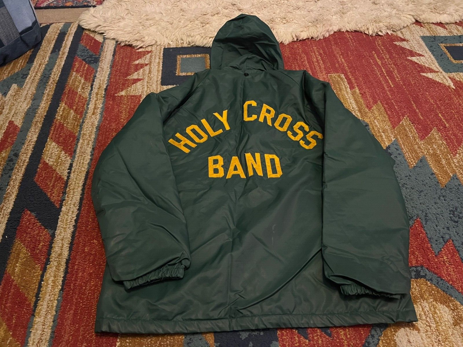 Mens Sz L Vintage Champion Holy Cross Band embroidere… - Gem
