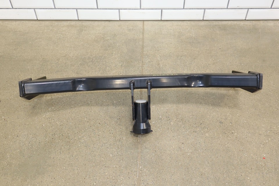 03-06 Chevrolet SSR Rear Towing Trailer Hitch Receiver OEM | eBay