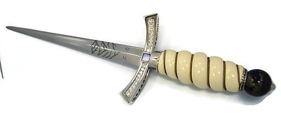 Belvedere Jade Jagger Dagger 18K White Gold Diamond Pale Sapphires | eBay