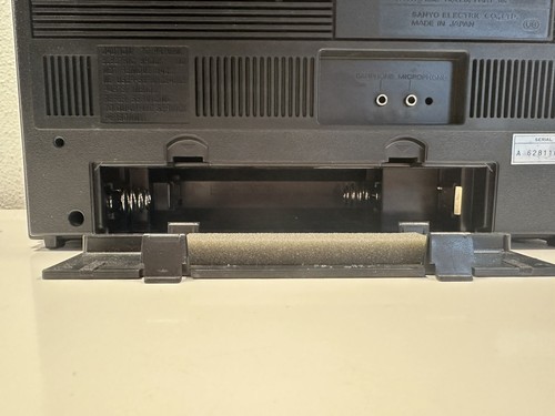 VINTAGE 80's Sanyo M2409 AM/FM Portable Cassette Tape Recorder Japan ...