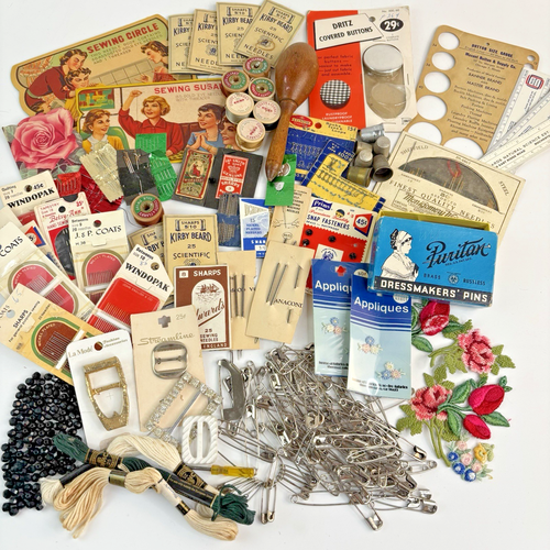 Lot Antique & Vtg Sewing Notions Items Needles Silk Thread Pins Glass ...