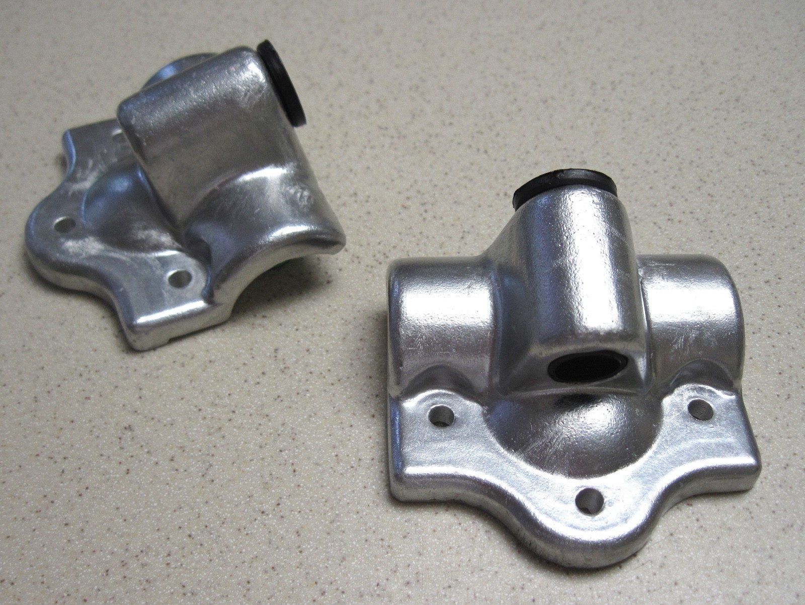 2 Aluminum Boat Oar Lock Sockets Round Gunnel Jon Duck Fishing Rowboats ...