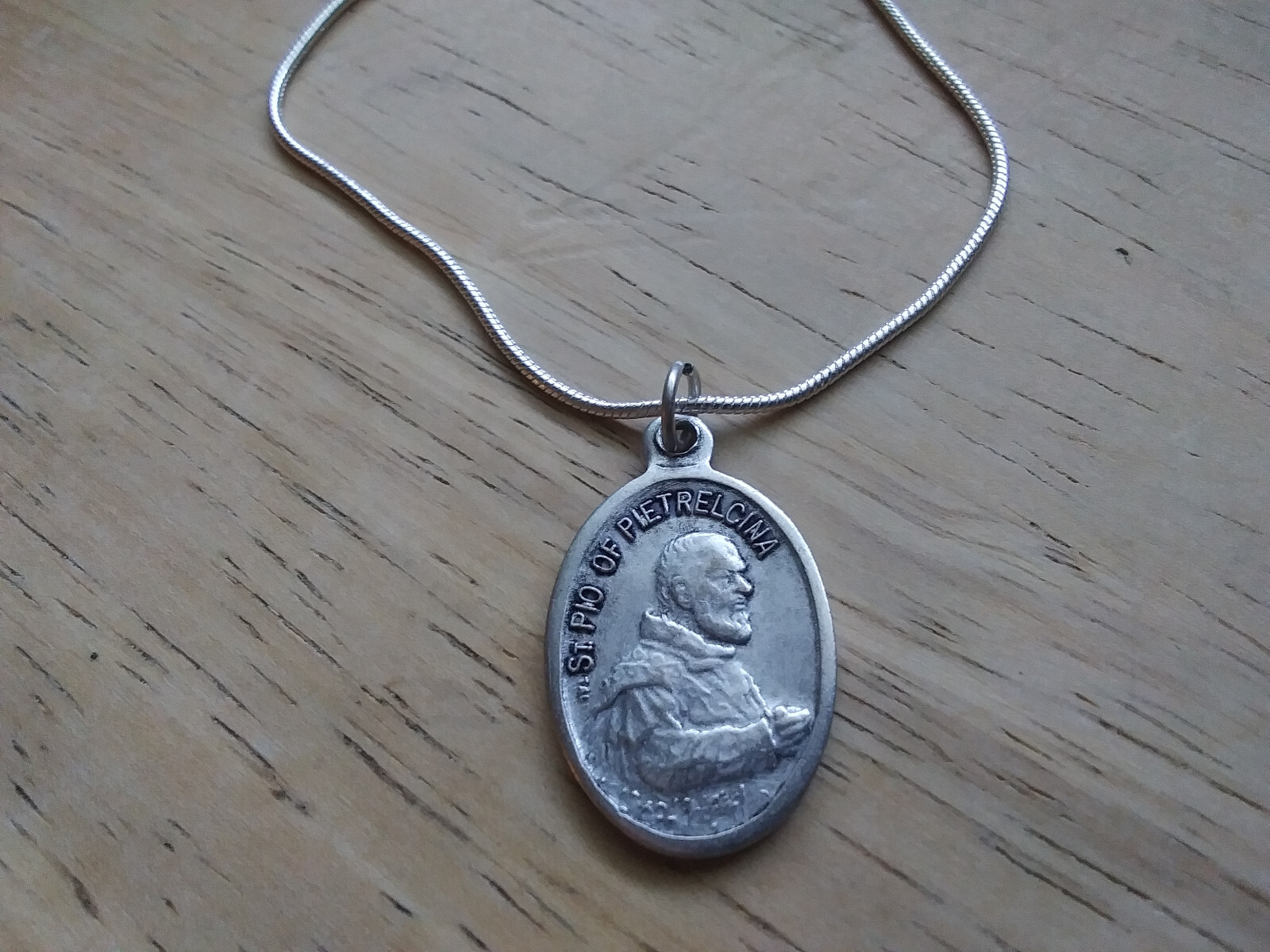 St Padre Pio Medal 925 Sterling silver chain Necklace Pietrelcina ...