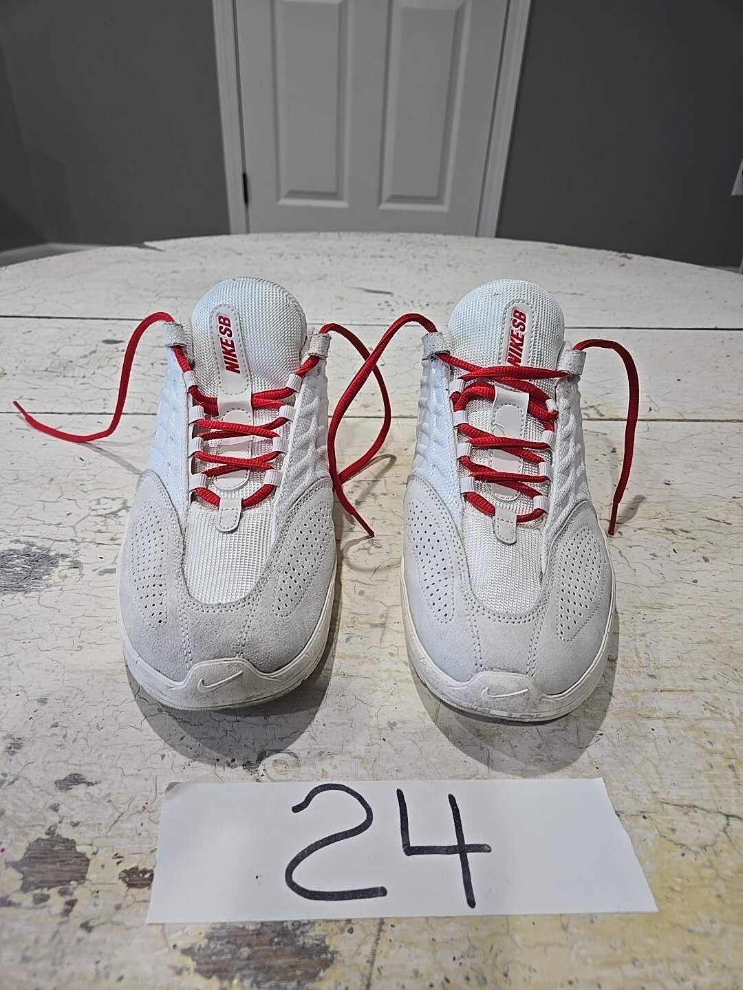 Nike SB VERTEBRAE Summit White University Red Phantom… - Gem