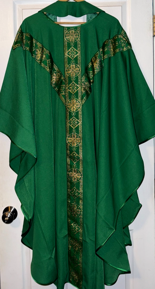 BEAUTIFUL CATHOLIC PRIESTS GREEN & GOLD CHASUBLE & STOLE | eBay