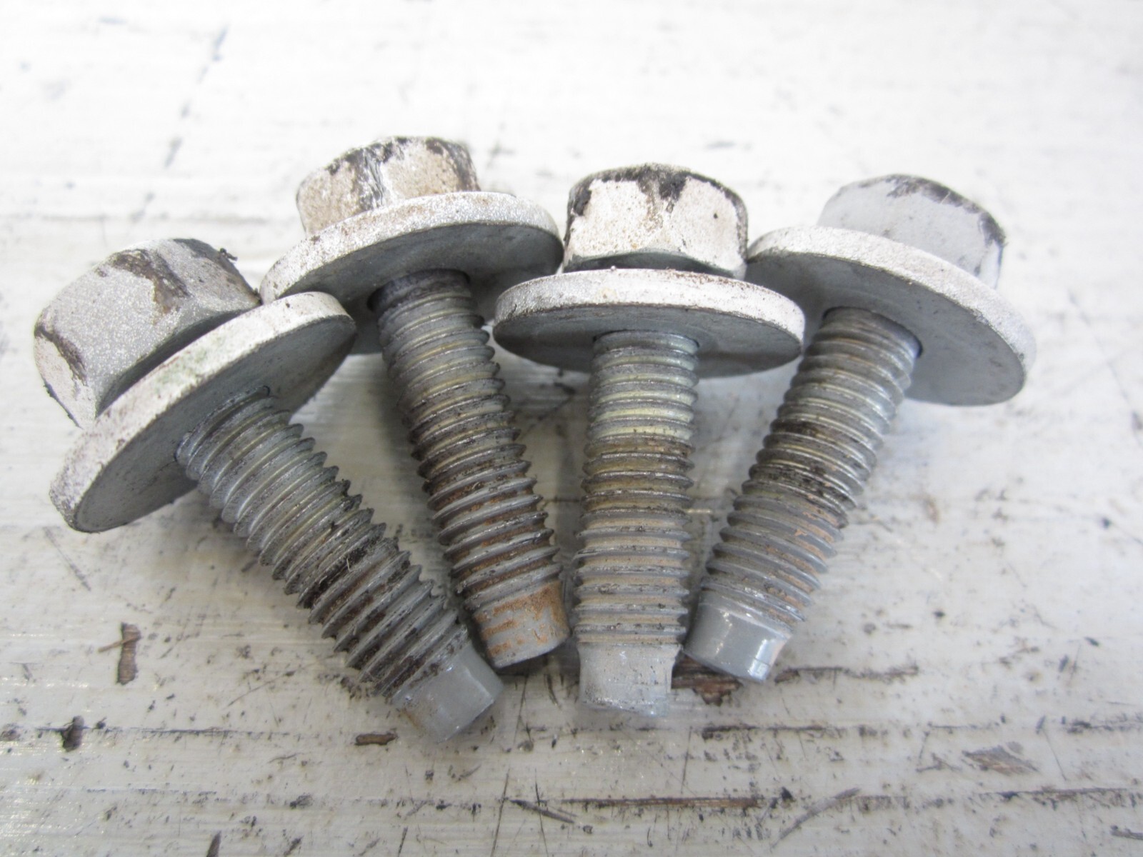 1999-2007 Ford F250 F350 Excursion Upper Radiator Crossmember Mounting ...