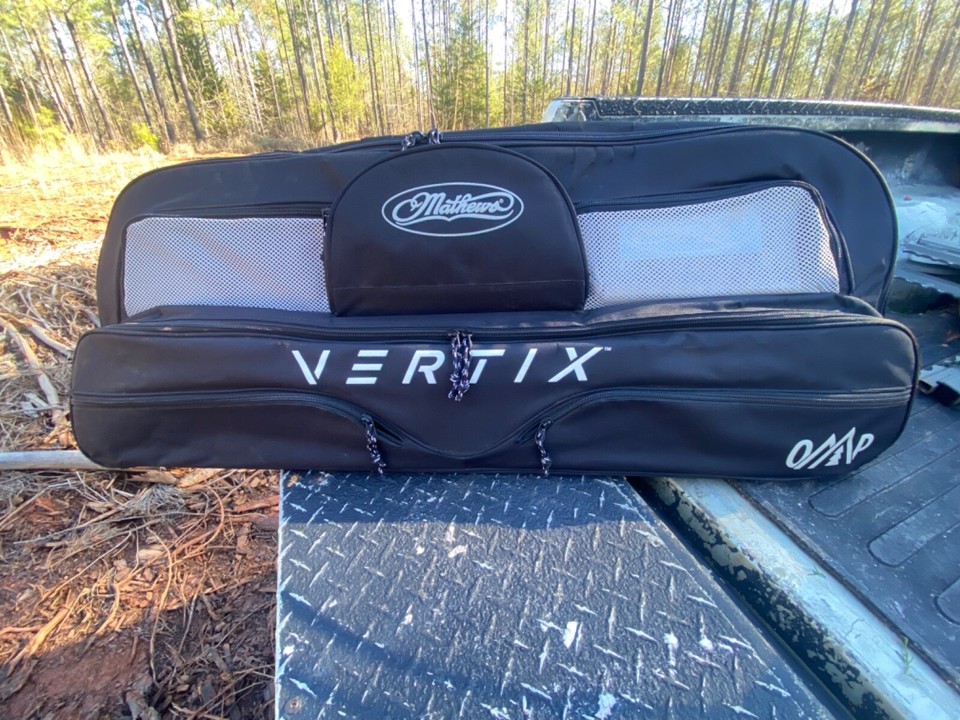 Mathews Vertix, 29” draw, All Black, fully loaded ready to hunt | eBay