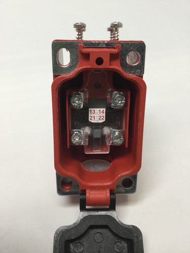 Bernstein ENK-SU1Z KNiw Snap Action Safety Limit Switch Body 500VAC 10A ...