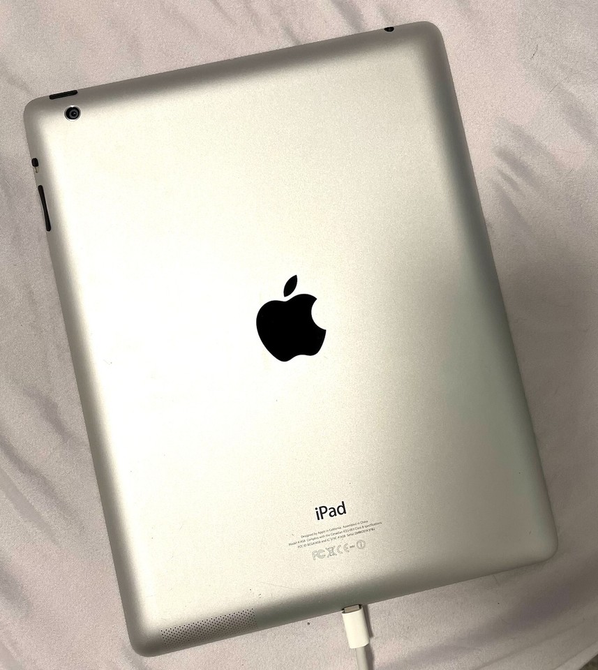 Apple iPad 4th Gen. 16GB, Wi-Fi, 9.7in - Black (CA) 885909652143| eBay