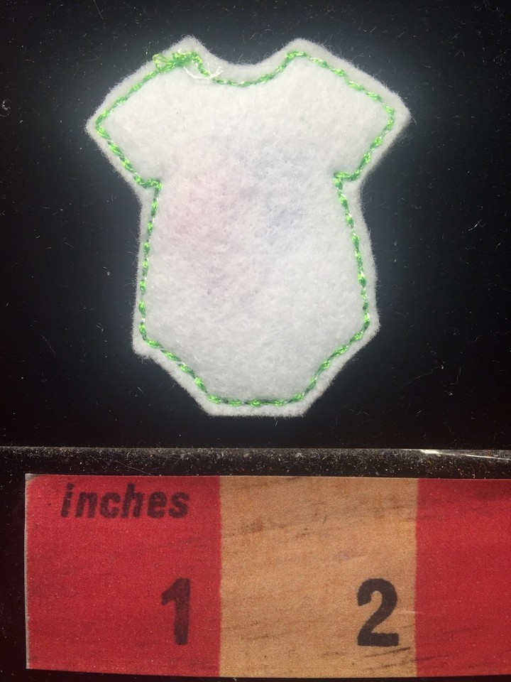 Small PINK / BLUE BABY FEET Embroidered Felt Patch ~ Lil Bib Shape Boy ...