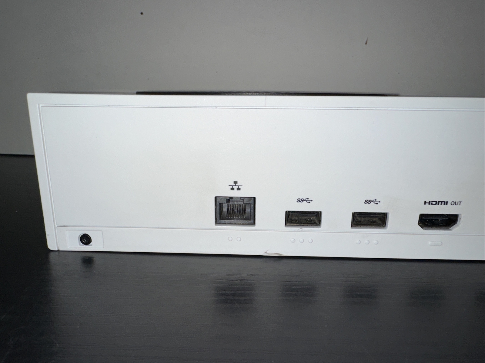 Cosmetically Flawed! Microsoft Xbox Series S 512GB