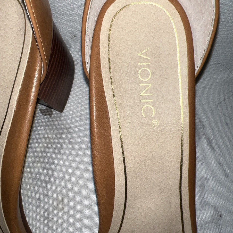 Vionic Women’s Sofia Suede Block Heel Sandal Ankle Strap Coral Sz 11 | eBay
