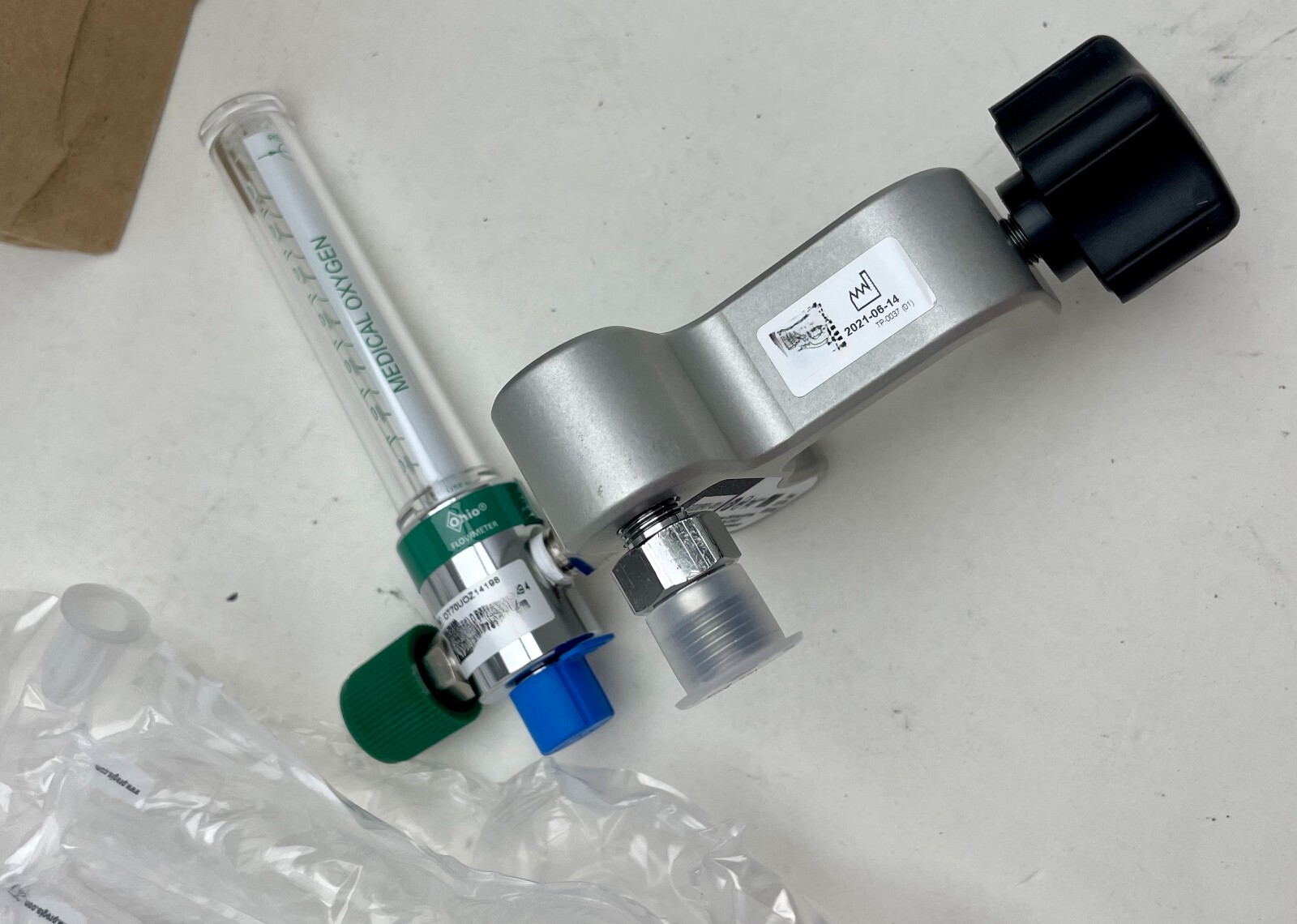Maxtec R220P01-001 Single O2 Flow Meter Manifold W/ 0-70 Flow Meter for ...