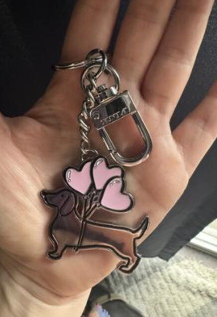 Victoria's Secret Metal Heart Dog Keychain - Dachshund - Valentines Day ...