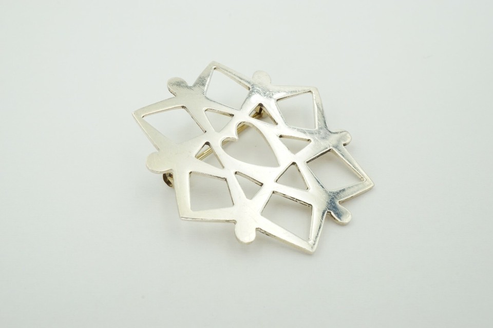 Vintage Far Fetched Sterling Silver Family Circle Heart Pin Brooch | eBay