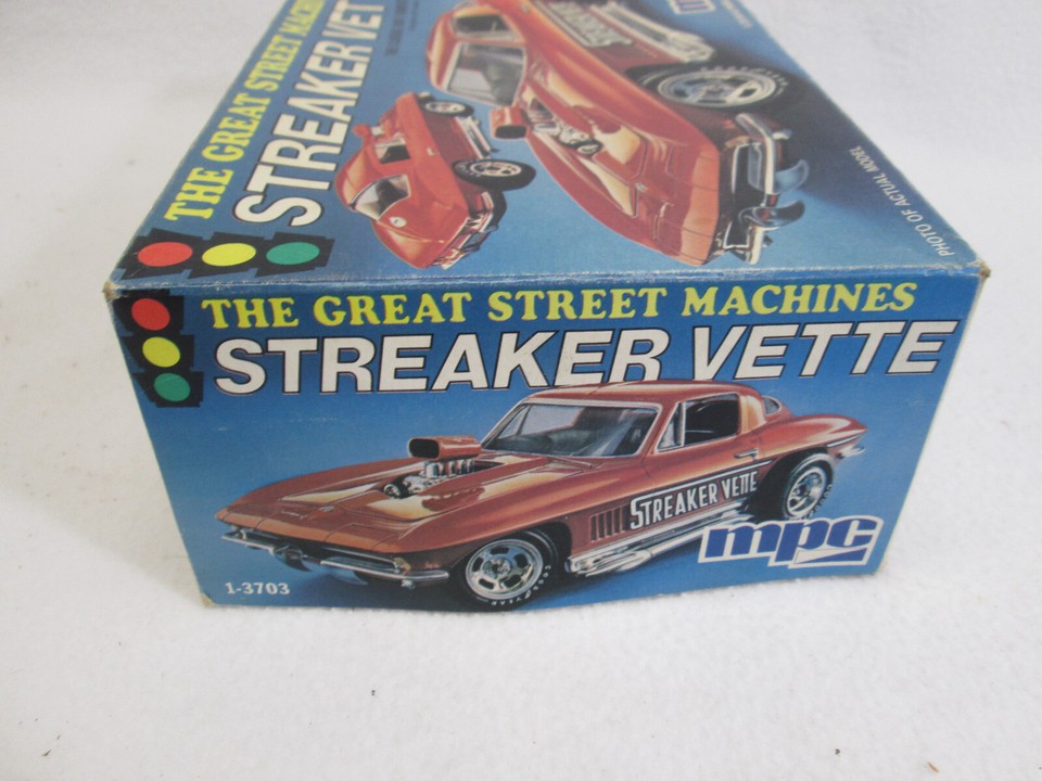 Vintage 1970's MPC Streaker Vette 1967 Corvette built plastic model kit ...
