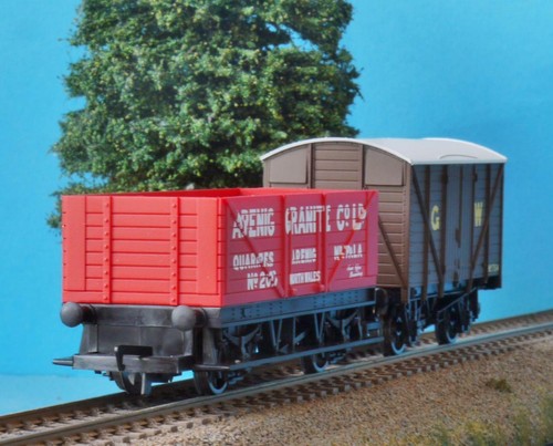 HORNBY WAGONS GWR VENT VAN + ARENIG GRANITE NORTH WALES ex CORNISH ...