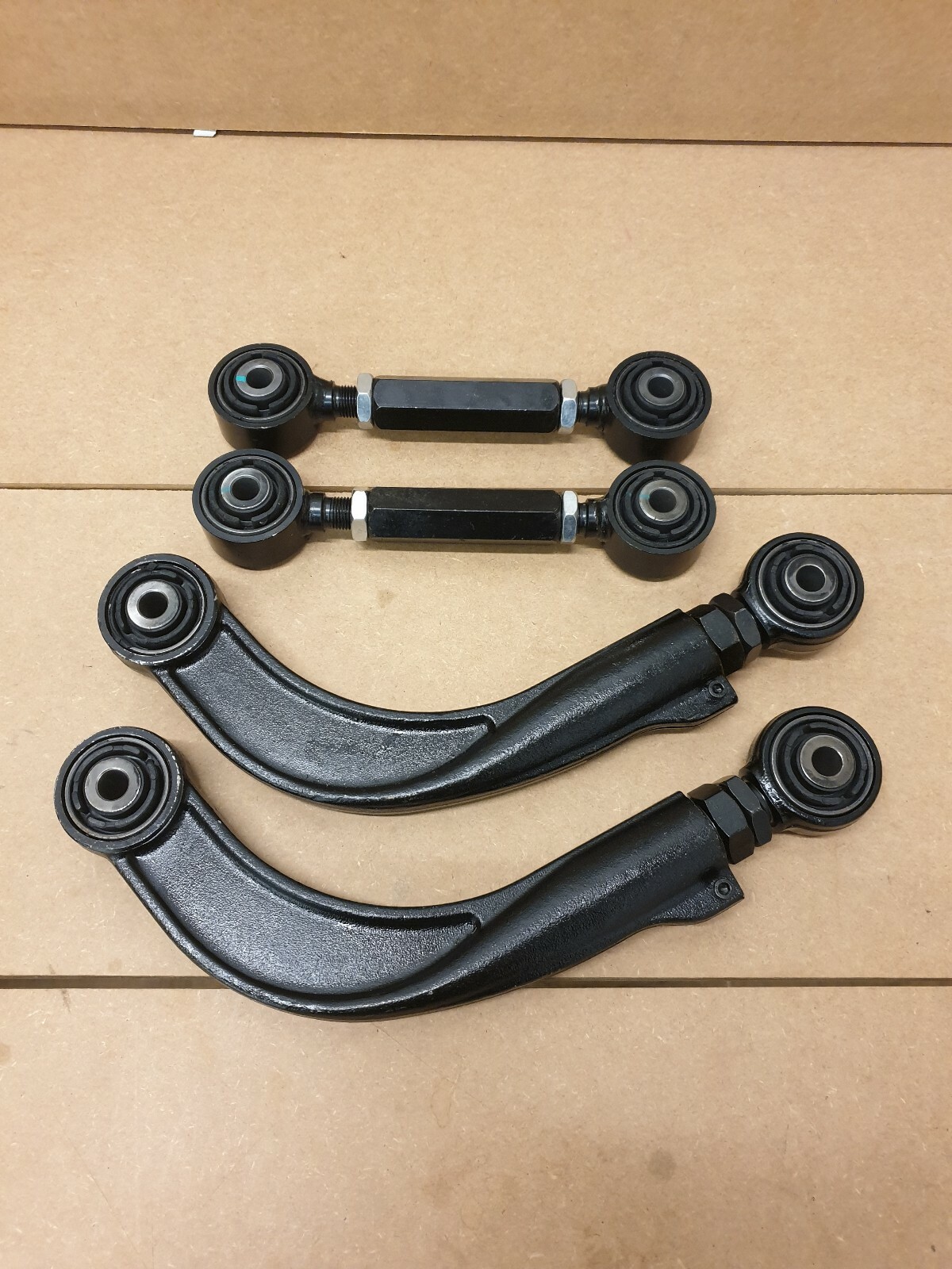 FOCUS RS MK1 NEW REAR ADJUSTABLE CAMBER TRAILING ARM SET | eBay