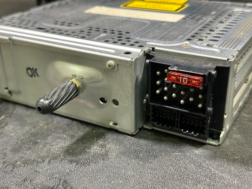 BMW E46 325i 328i 330i Front CD Player Audio Stereo Radio CD53 Alpine ...