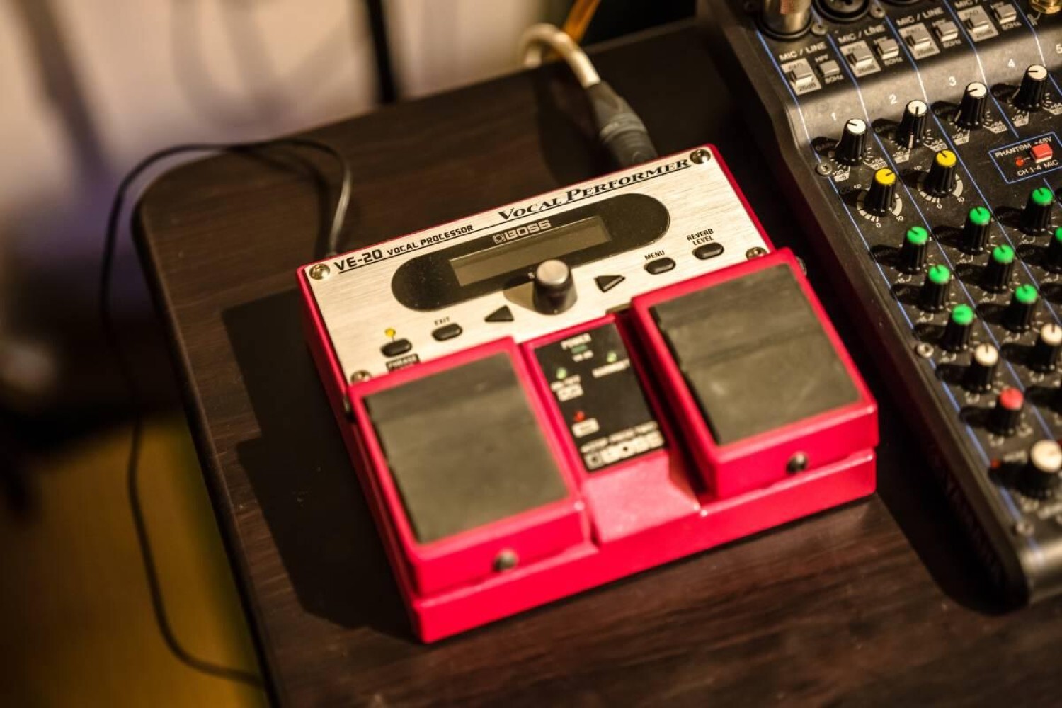 Boss VE-20 Vocal Performer Voice Effector Pedal w/Box & Accessories | eBay