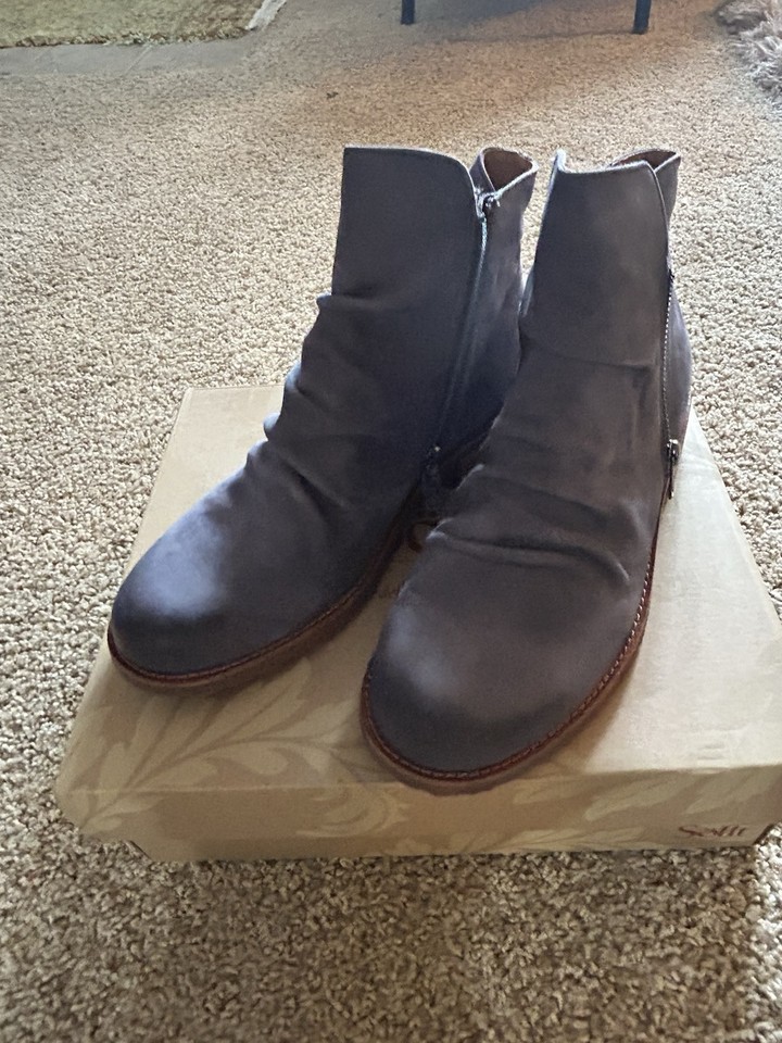 Sofft Ladies Booties Size 9.0 Slate NWT | eBay