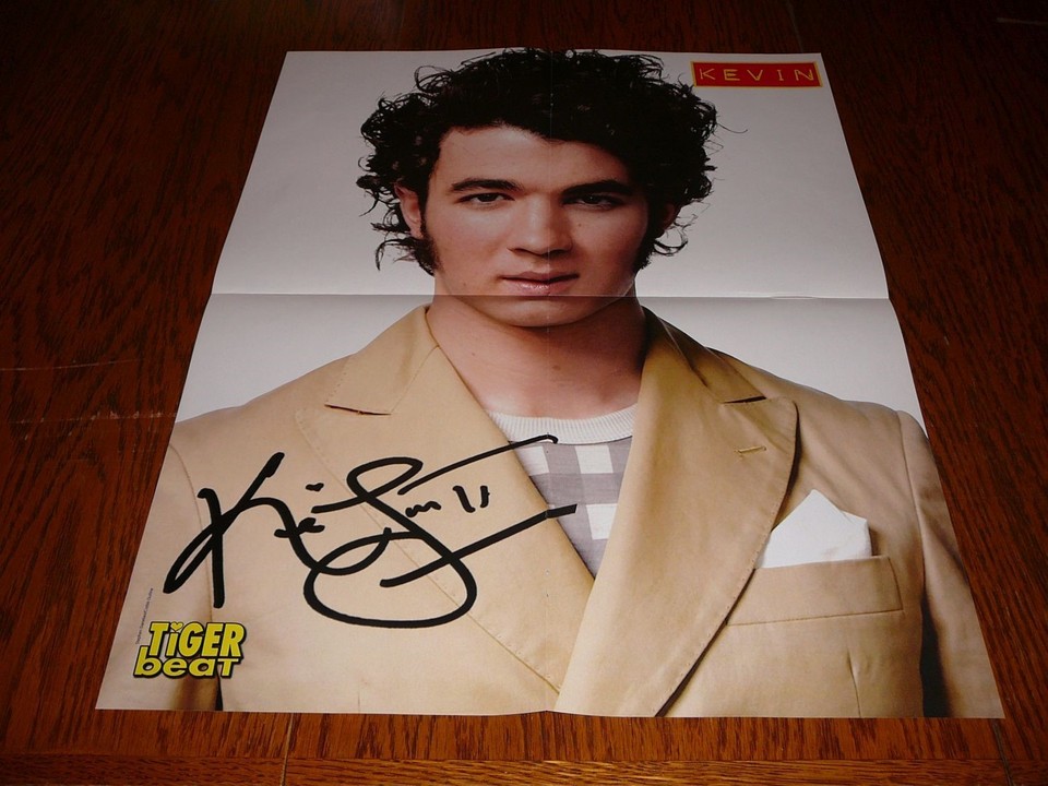 Jonas Brothers Kevin Joe Nick centerfold poster double sided centerfold ...