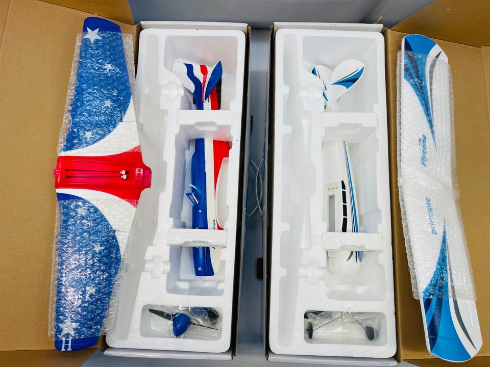 NEW (2) Flyzone Aircore RC Airplanes + Power Core + Batteries +Tactic ...