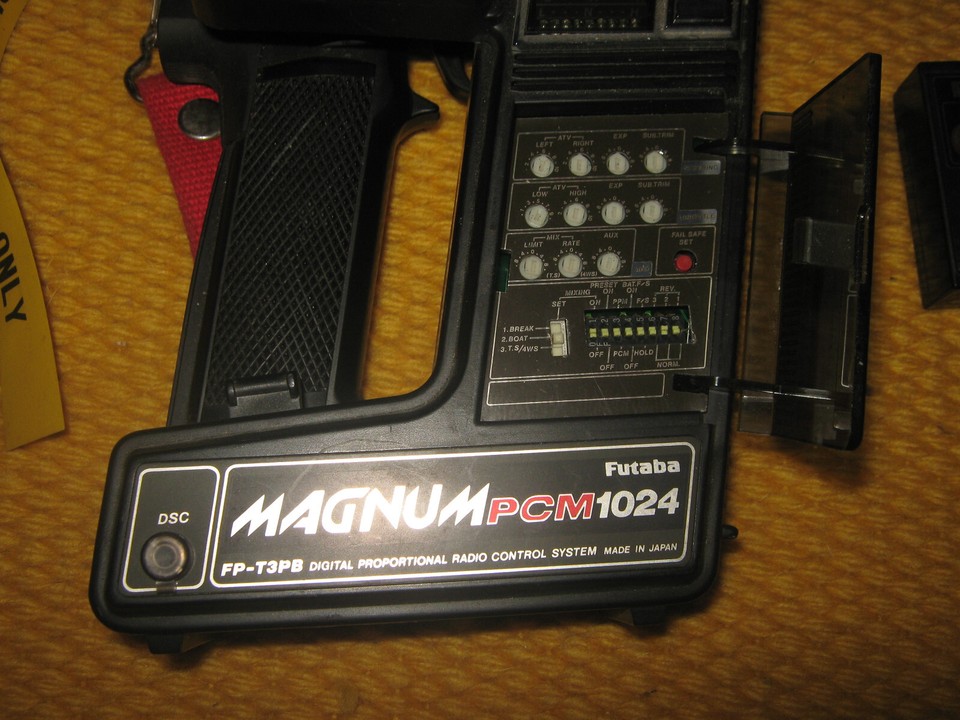 Futaba Magnum PCM 1024 FP-T3PB Radio Control System - Untested - Read ...