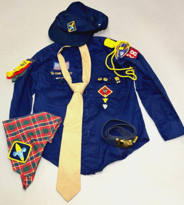 BSA Cub Scouts Blue Uniform Shirt W/Patches/Tie-2 Scarves-Hat-Belt-Size ...