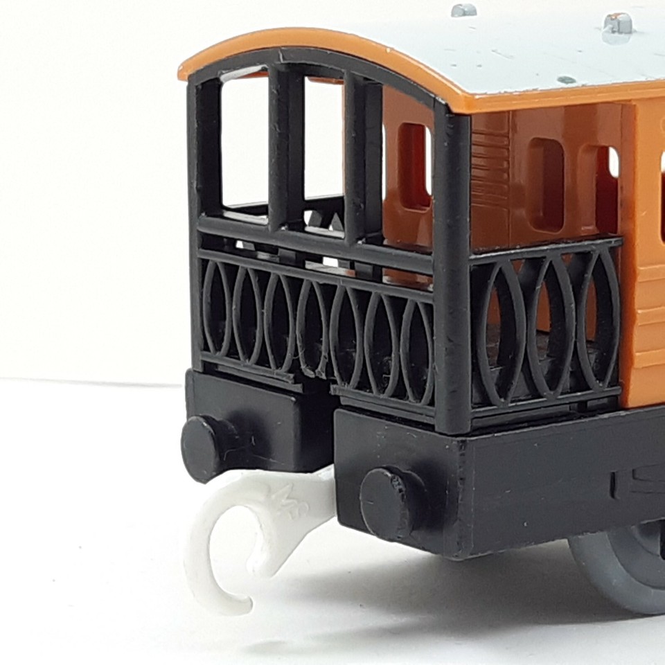 Henrietta Thomas The Tank Engine Locomotive TrackMaster Plarail Train ...